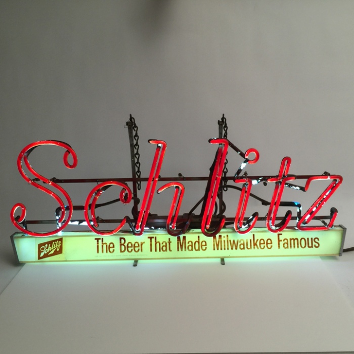 Schlitz Neon Sign at Breweriana.com