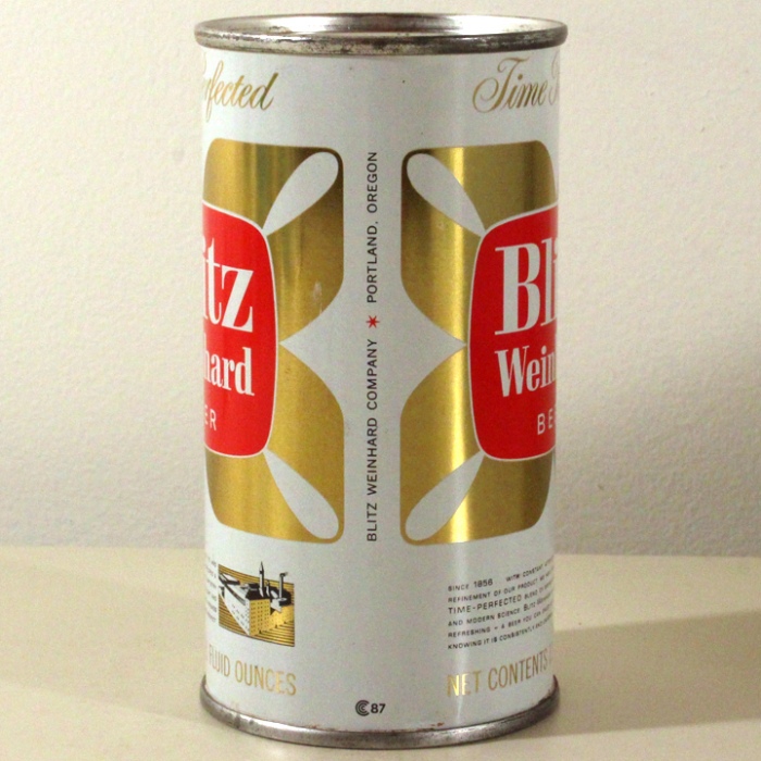 Blitz Weinhard Beer 039-32 at Breweriana.com