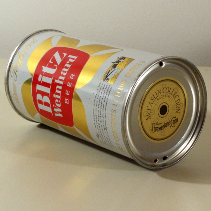 Blitz Weinhard Beer 039-32 at Breweriana.com