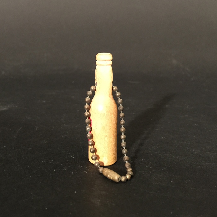 Drewrys Beer Mini Bottle Keychain at Breweriana.com