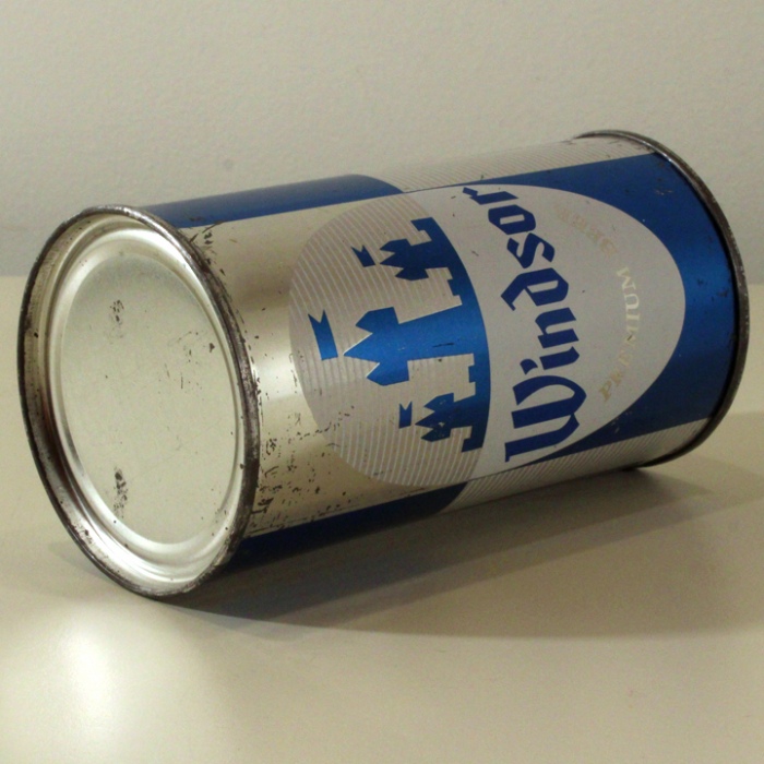 Windsor Premium Beer 146-13 at Breweriana.com