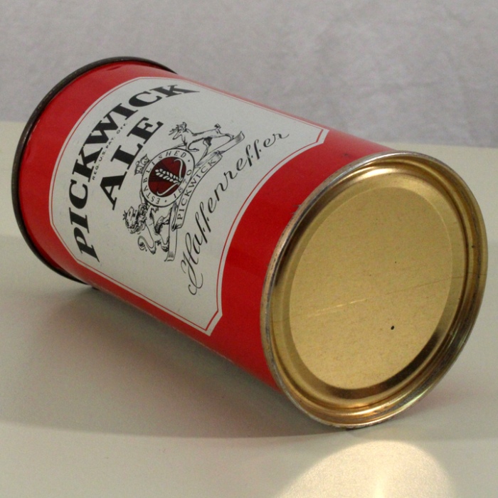 Pickwick Ale 115-02 at Breweriana.com