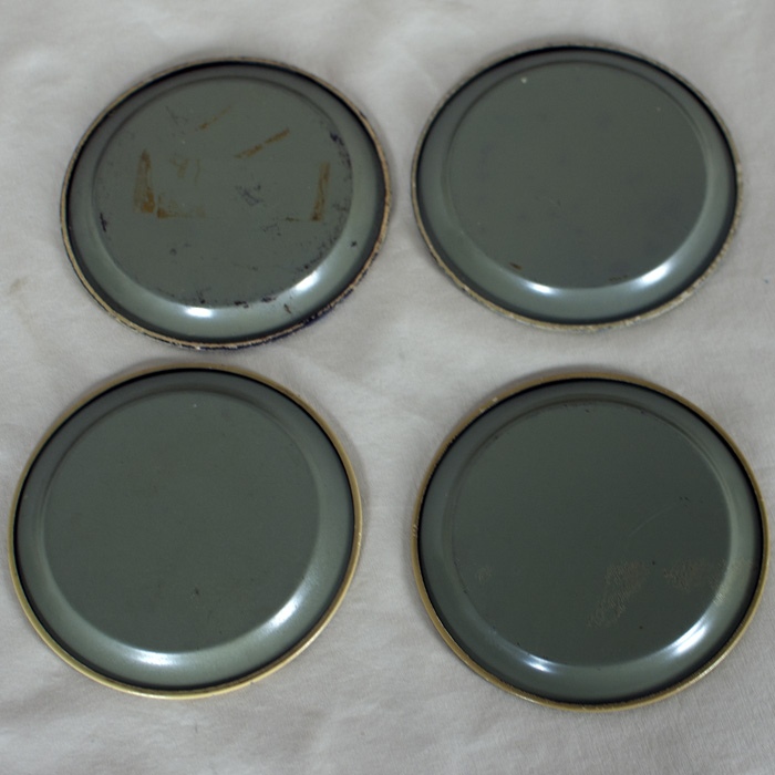 Ruppert's Hans Flato Tip Tray Set at Breweriana.com