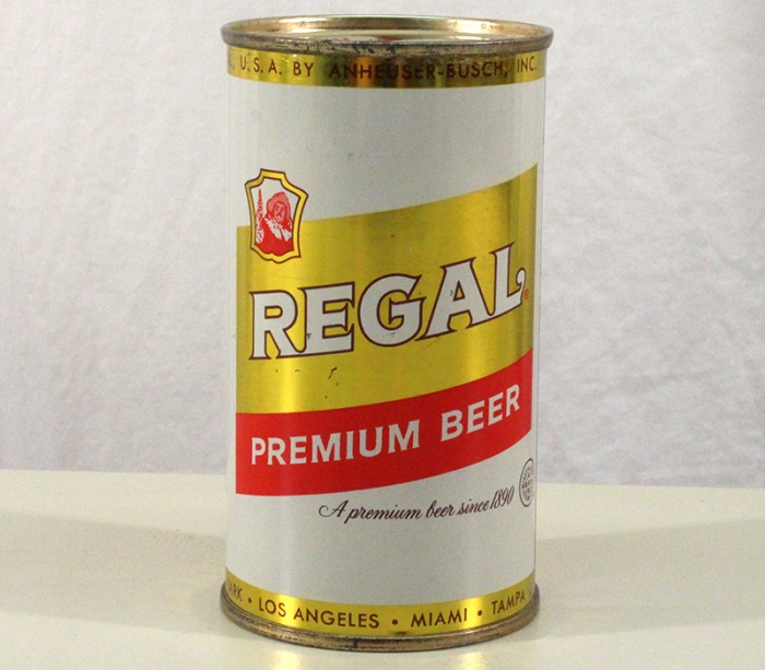 Regal Premium Beer 121-32 at Breweriana.com