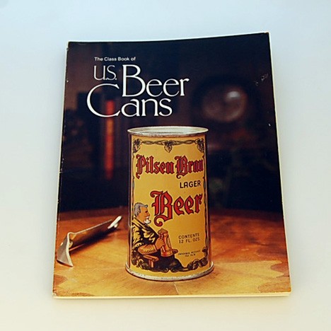 Class Book of US Beer Cans at Breweriana.com