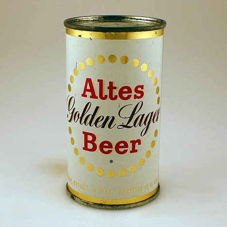 Altes Golden Beer White 031-01 at Breweriana.com
