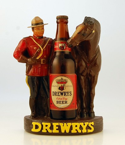 Drewrys Mountie w/ Horse at Breweriana.com