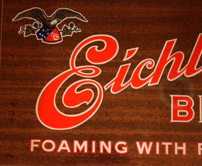 Eichler's Beer "Foaming With Flavor" Hanging Lamp at Breweriana.com
