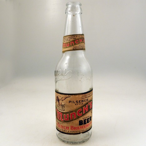 Munch's Pilsener Lager at Breweriana.com