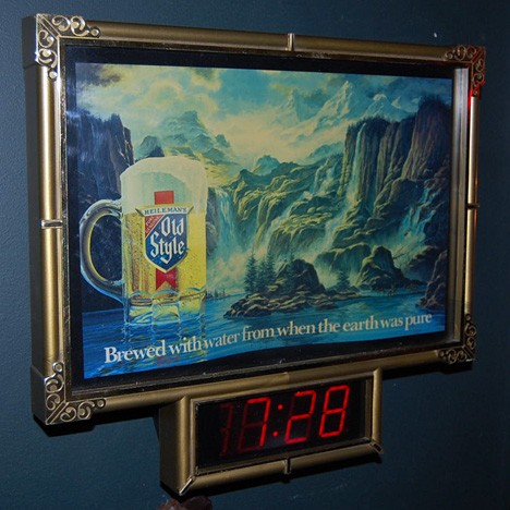Old Style Digital Clock at Breweriana.com